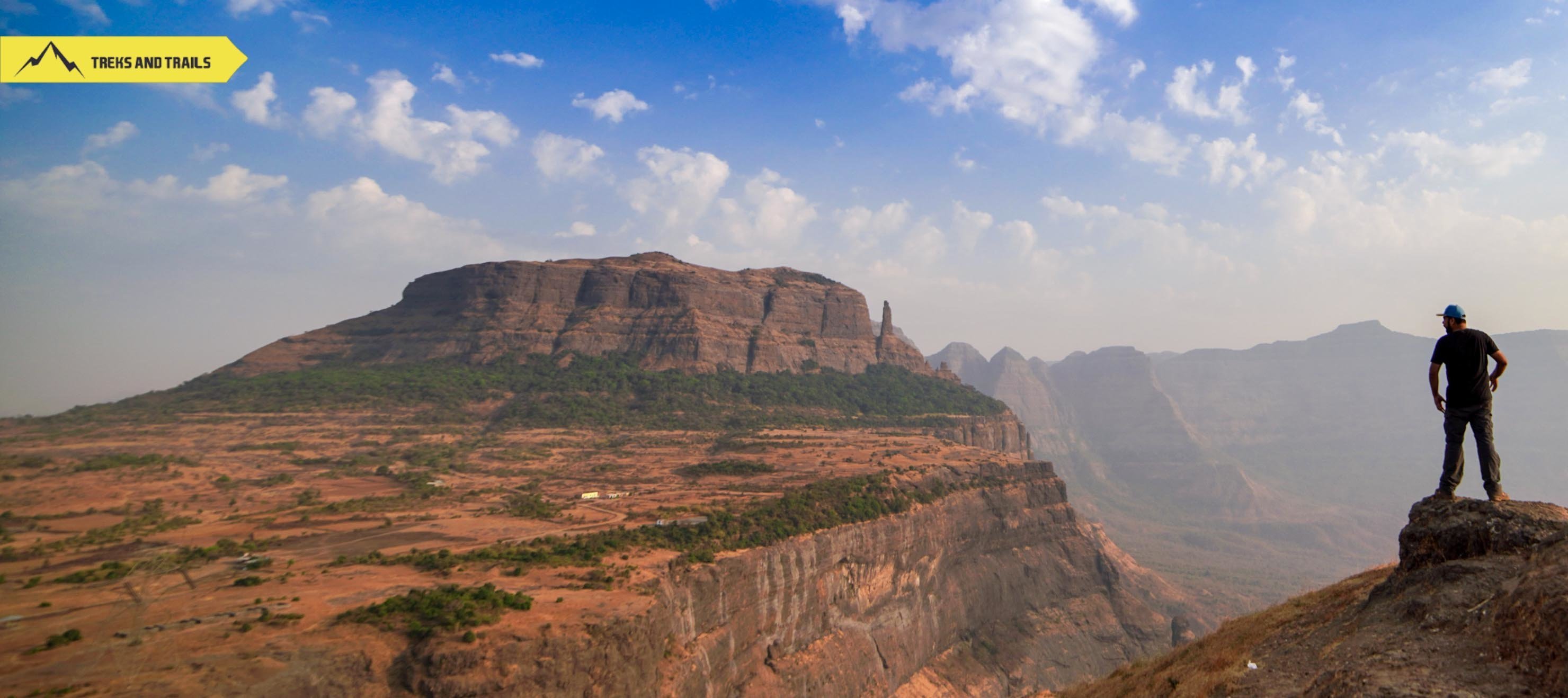 Jivdhan Fort and Reverse Waterfall Trek