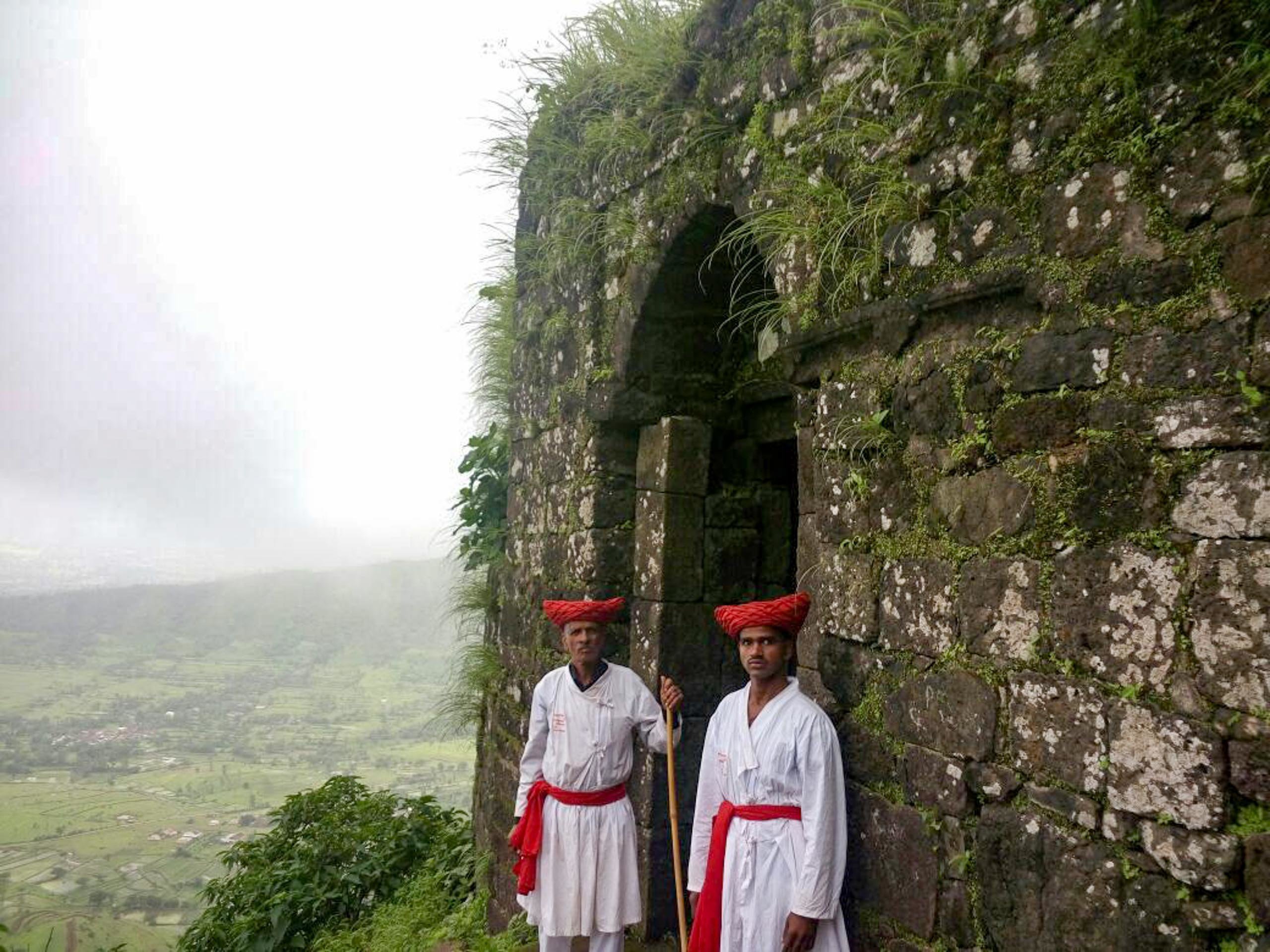 Rohida Fort Trek Pune | Treks and Trails India