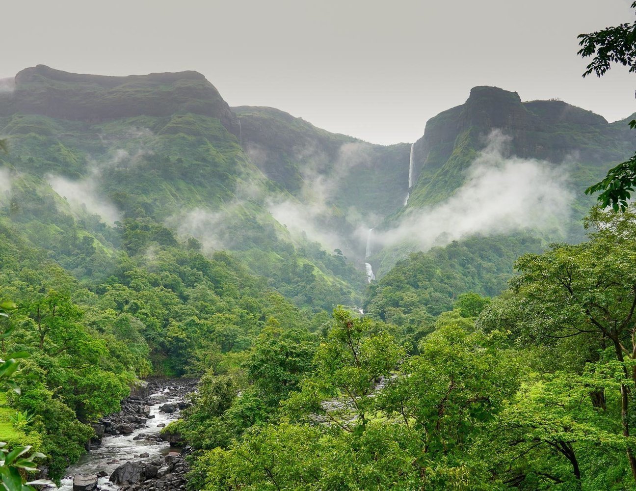 Kalu Waterfall Trek | Malshej Ghat