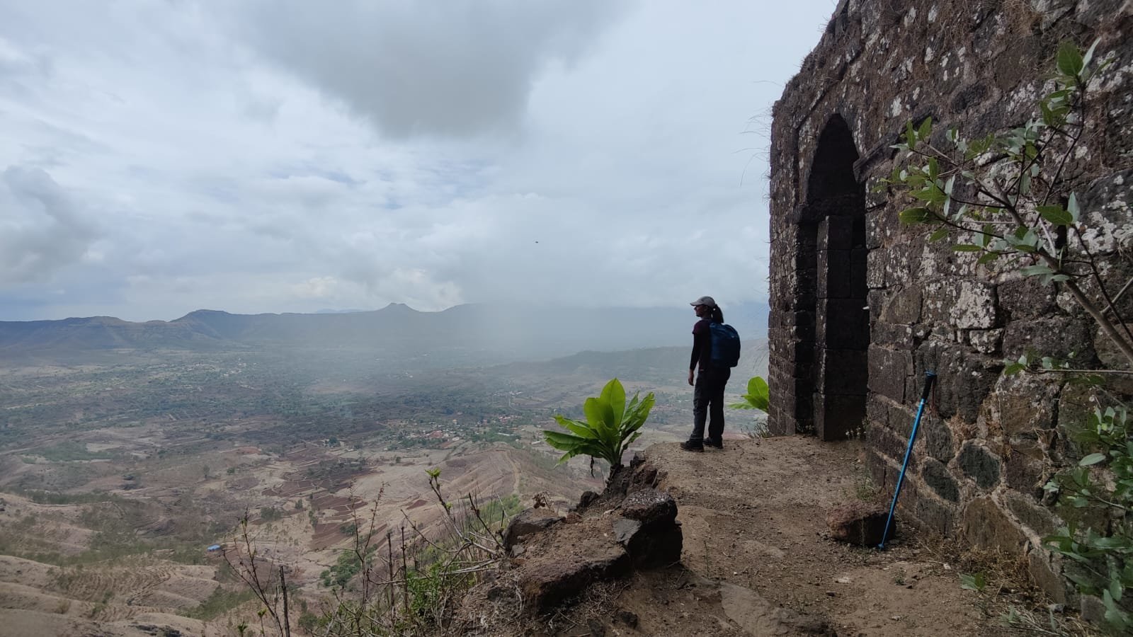 Rohida Fort Trek Pune | Treks and Trails India