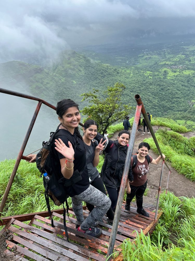 Sondai Fort Trek | Sondewadi | Monsoon Trek from Mumbai & Pune